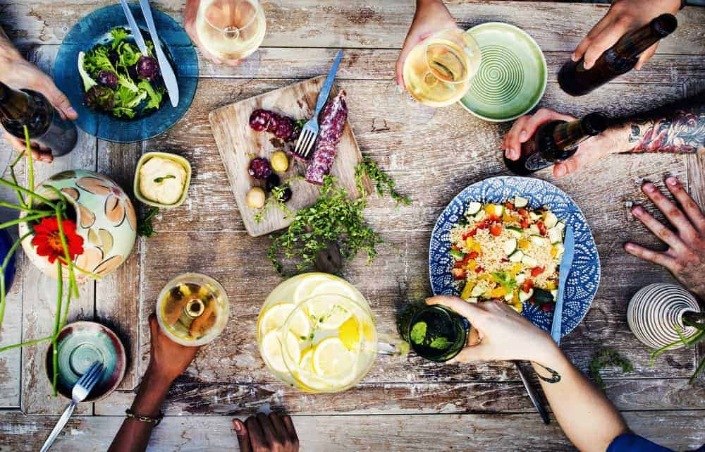 Why Most Food and Beverage Companies Use Social Media Marketing?